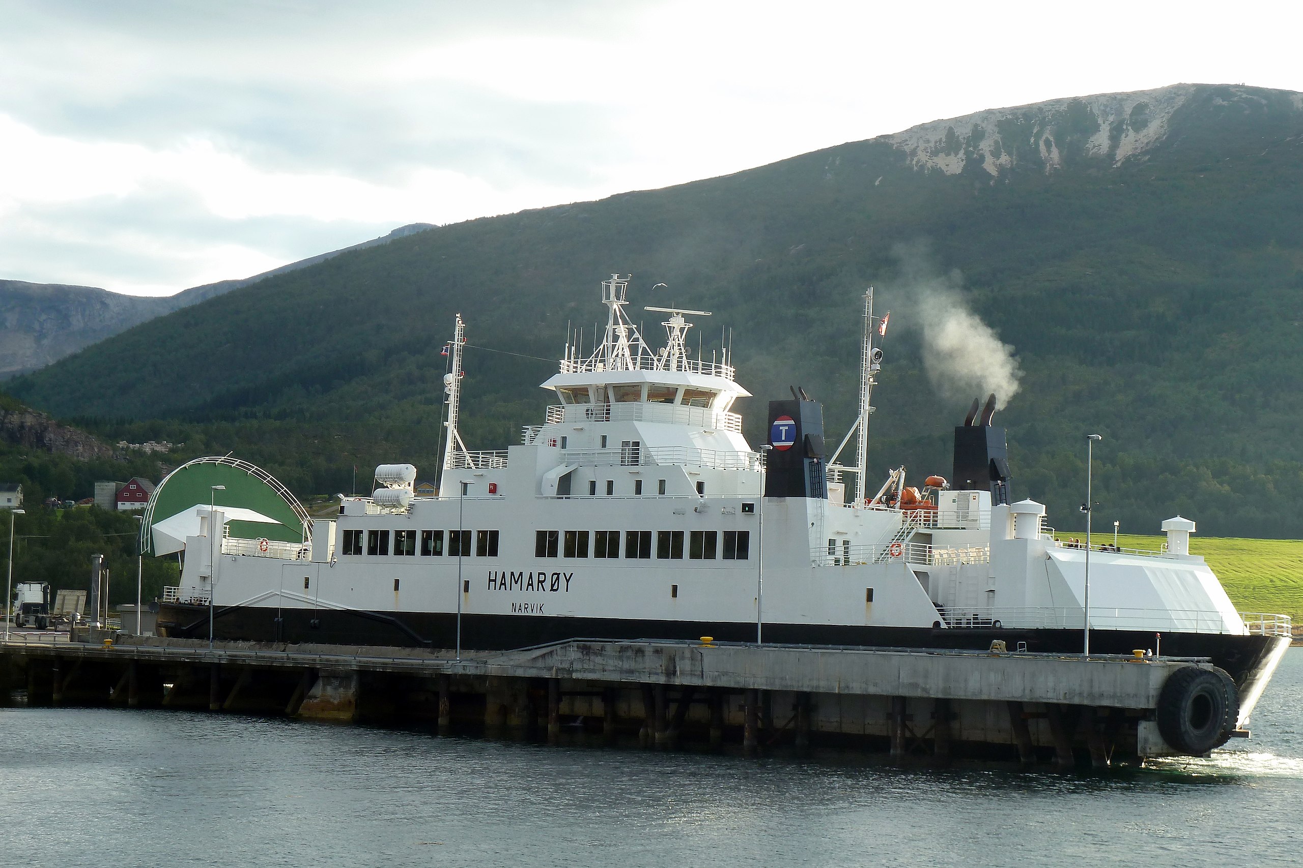 Norwegen – Torghatten Nord: Bognes – Lødingen – ferriesworldwide.de