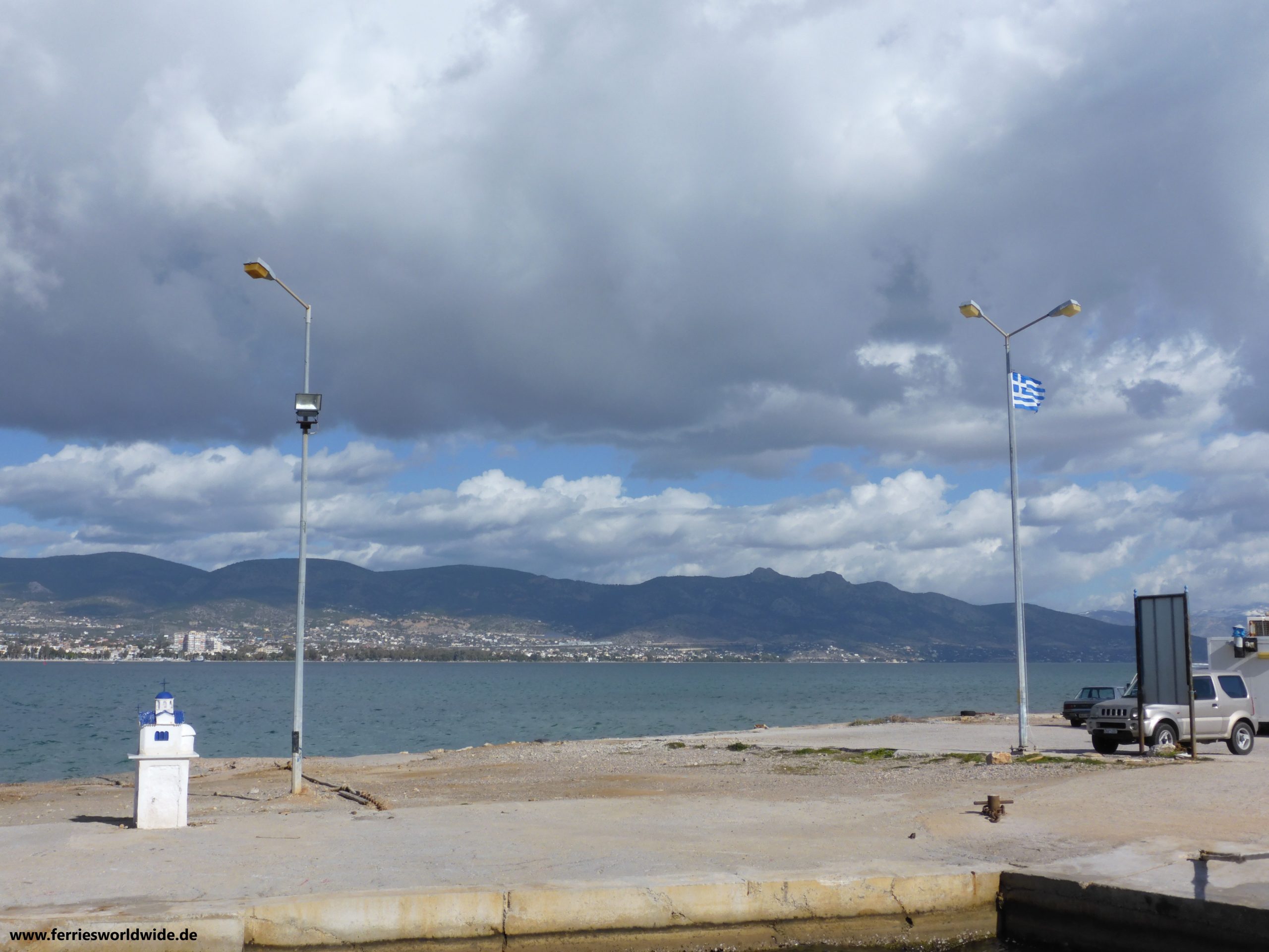 Griechenland – Salamina: Faneromeni – Megara – ferriesworldwide.de