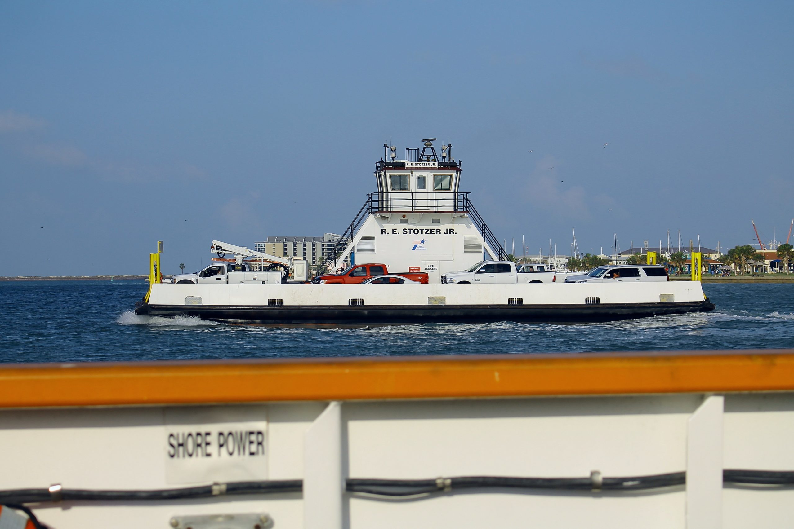 USA – Texas: Port Aransas Ferry über den Corpus Christi Channel ...