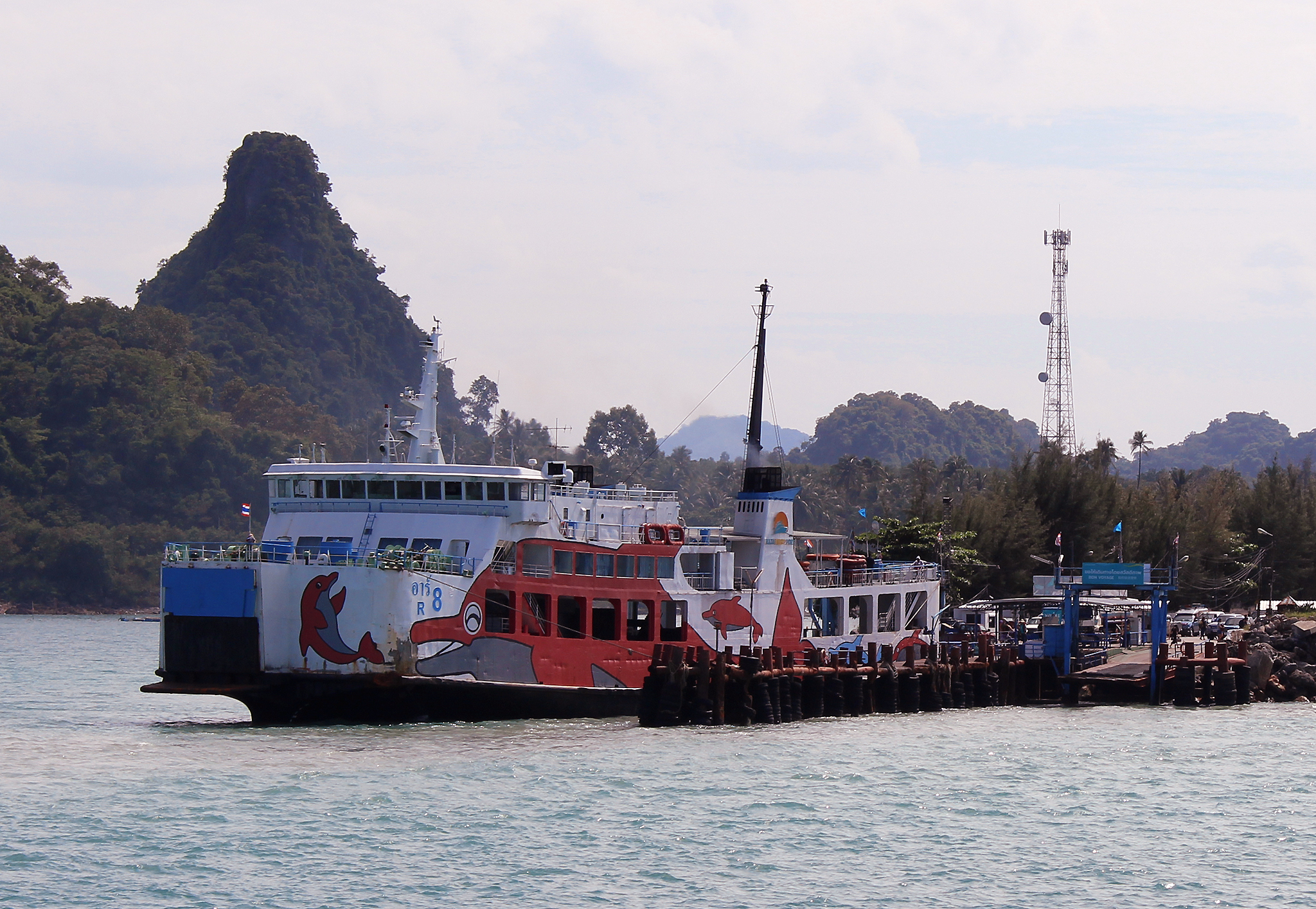 Thailand – Raja Ferry: Donsak – Koh Samui und Koh Phangan ...